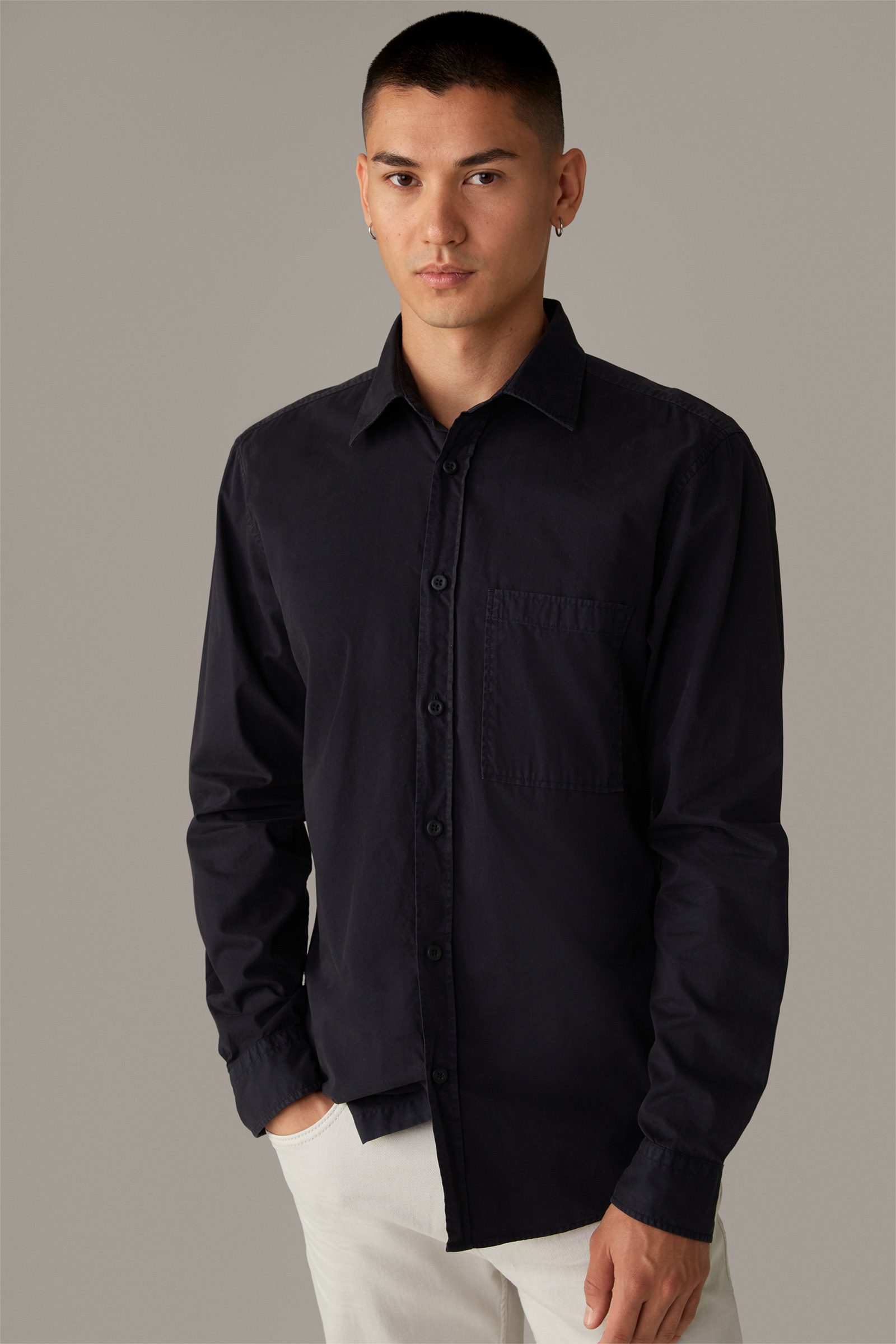 Alle Looks von Strellson jetzt im Online Shop entdecken.