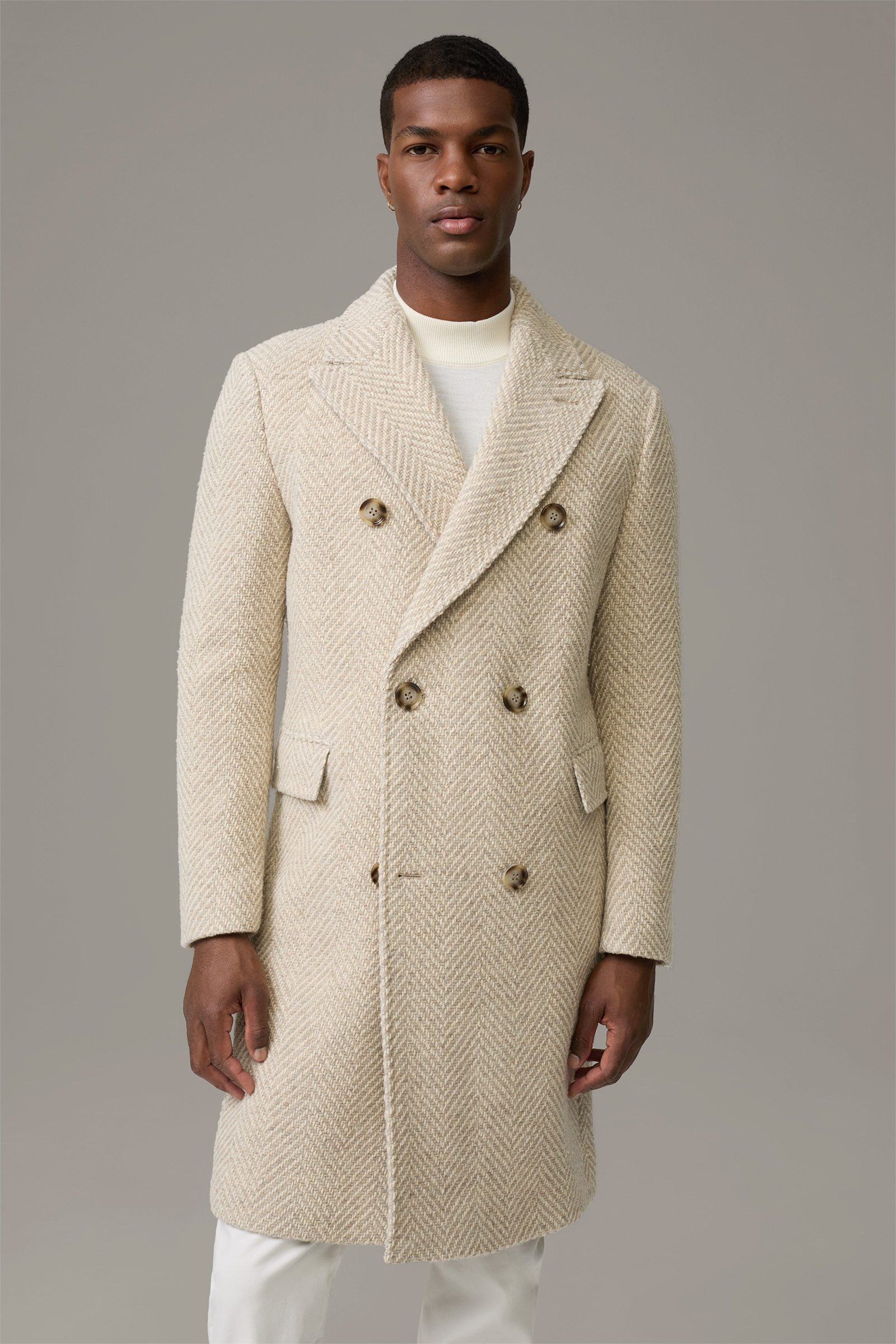 Alle Looks von Strellson jetzt im Online Shop entdecken.